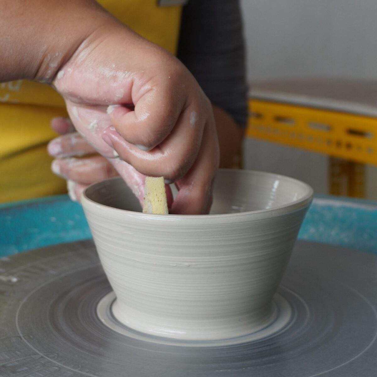 B1- Wheel Throwing 101 Course - Clay Expression